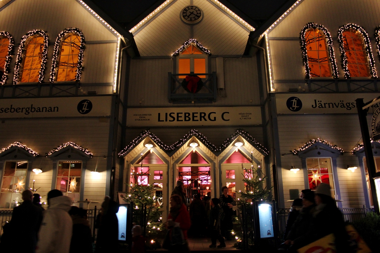 Visiting Liseberg Christmas Market in Gothenburg