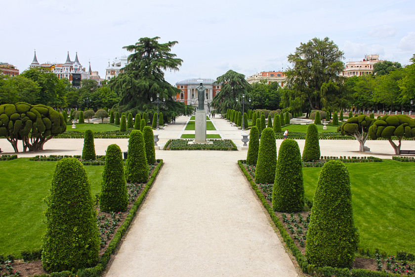 El Retiro Park - Madrid's Most Beautiful Park