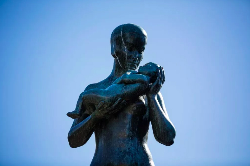 Quirky Sculptures in Reykjavik & Where to Find Them