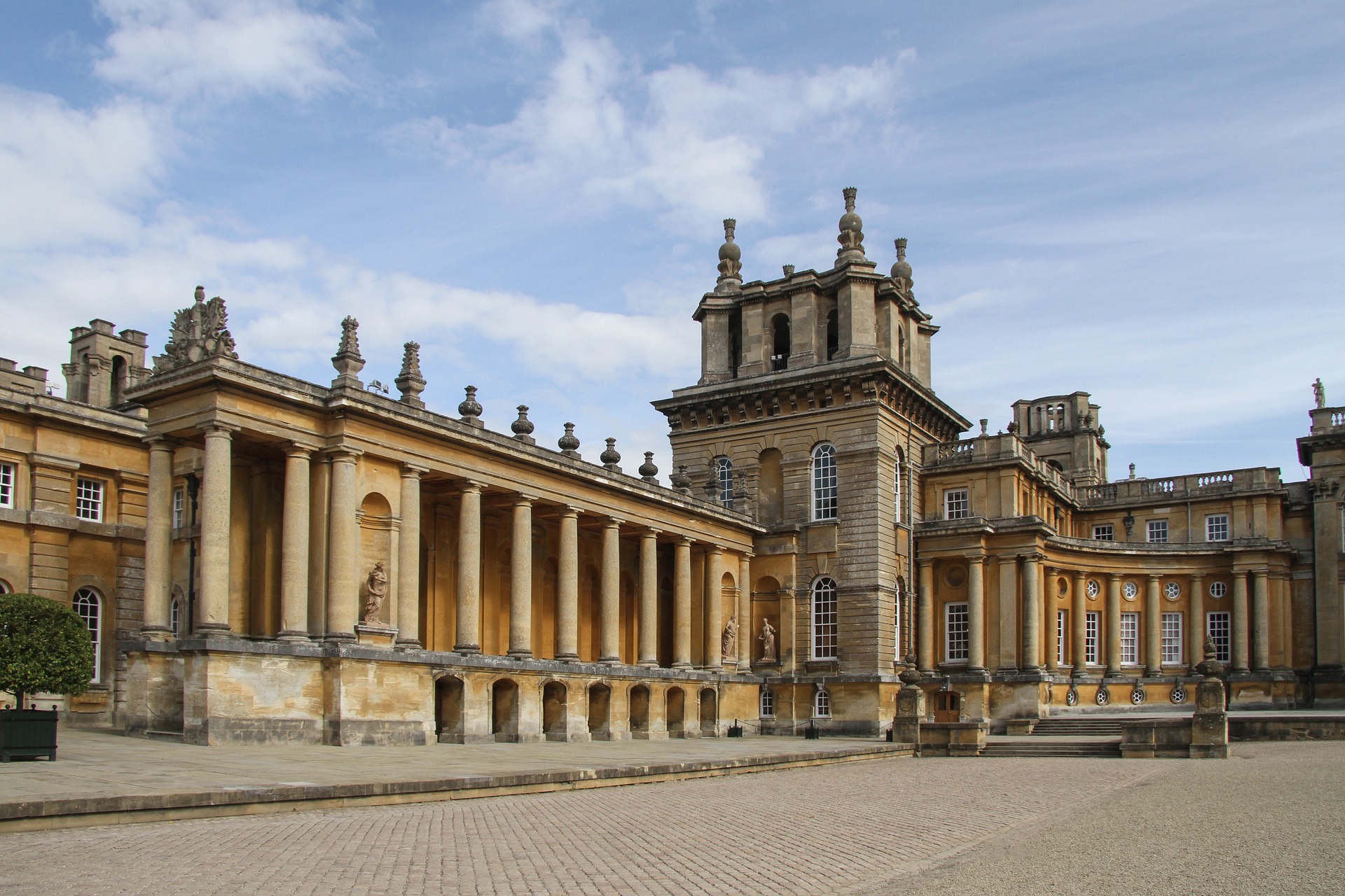 10 Most Beautiful Stately Homes to Visit in Britain
