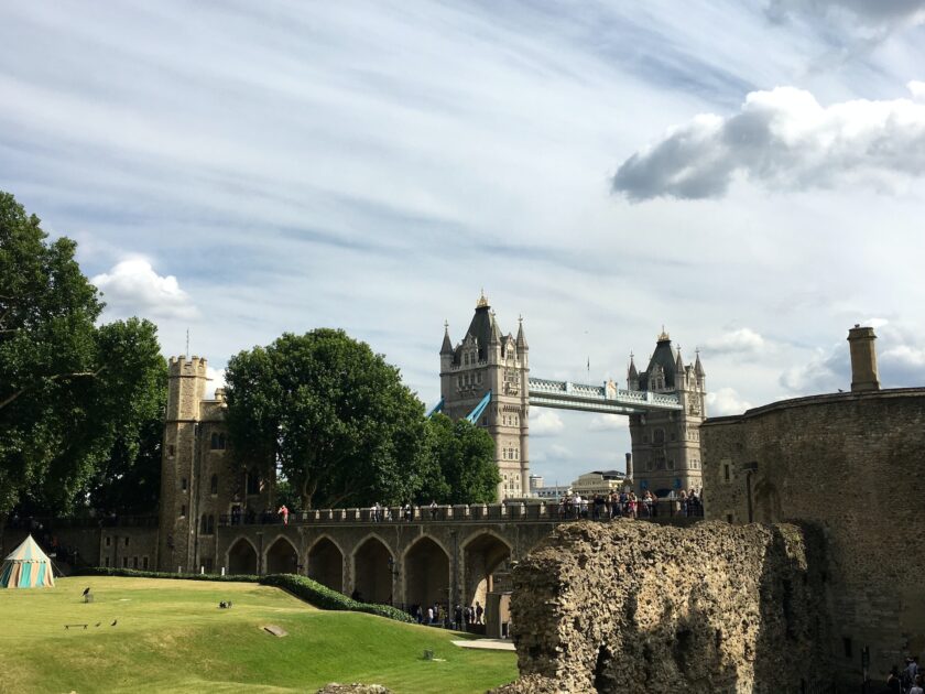 Walking from Greenwich to Tower Bridge Along the Thames Path