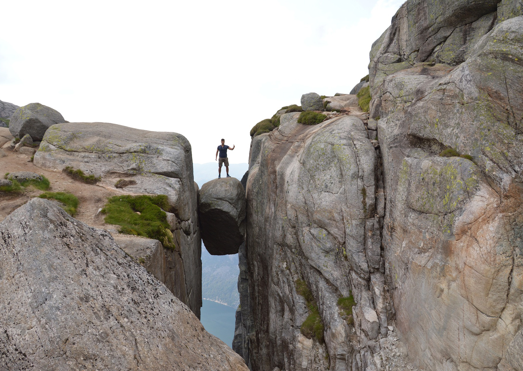 14 Unique Rock Formations From Around the World