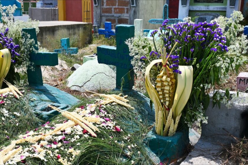 Chichicastenango Cemetery in Guatemala: Colour, Symbolism & Rituals